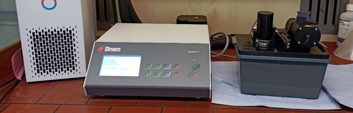 KIT - LEM - Equipment - Sample Preparation - Struers TenuPol-5